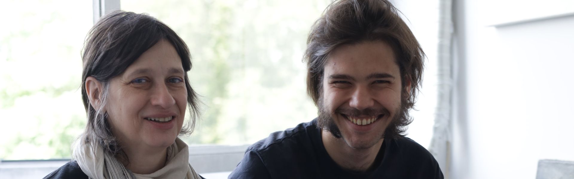 Mitsko Biće u Cvijeti Zuzorić: susret muzike, slike i porodične priče ...